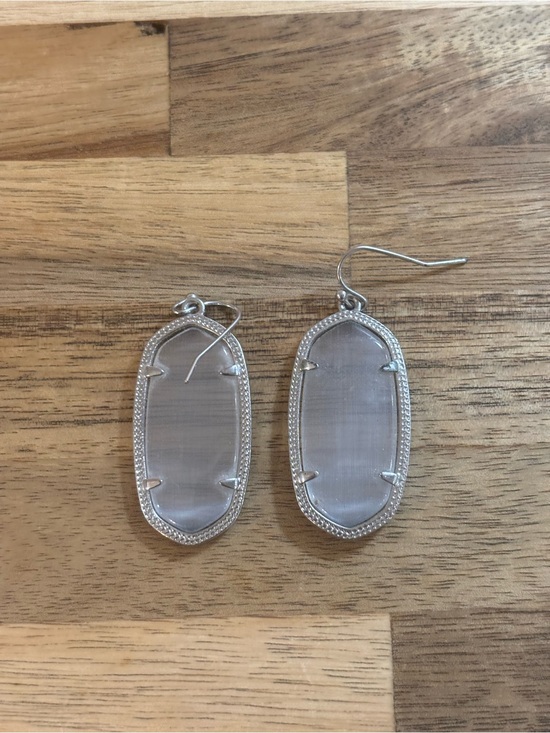 Kendra Scott | Jewelry | Kendra Scott Elle Earrings With Slate Gray ...